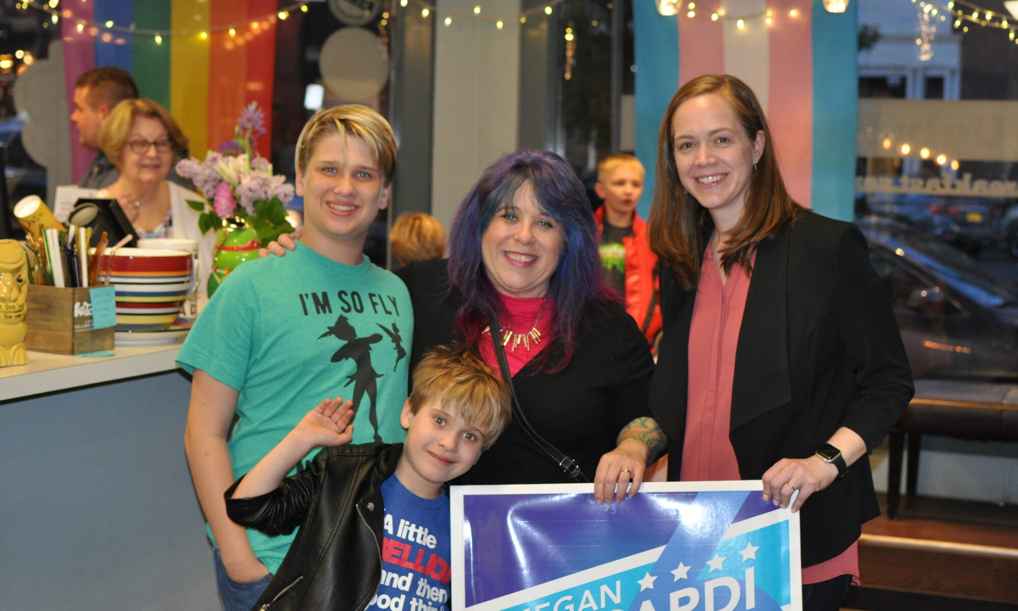 Contact Megan – Megan Riccardi